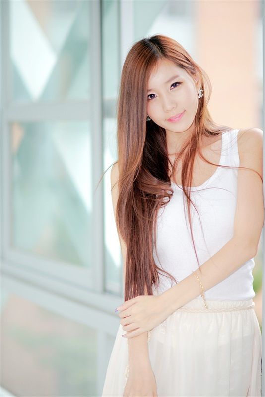 Lee Ji Min image