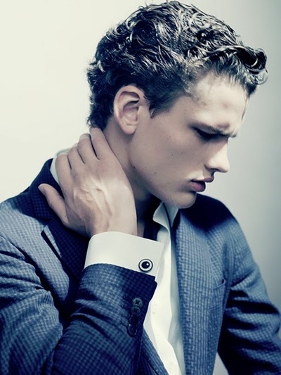 Picture of Simon Nessman