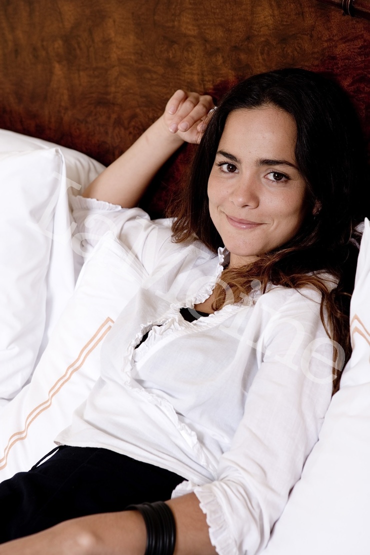 Picture of Alice Braga