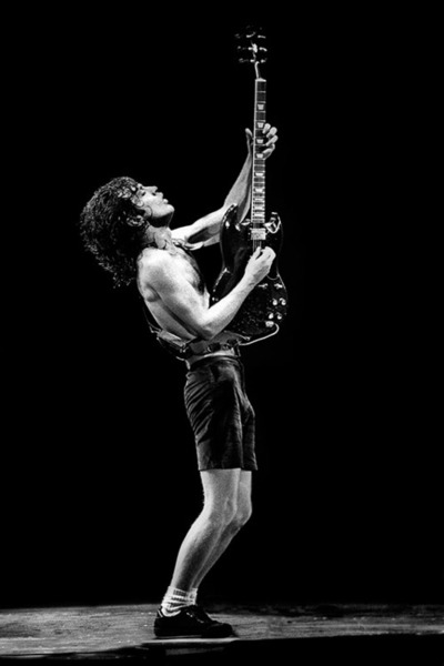 Angus Young image