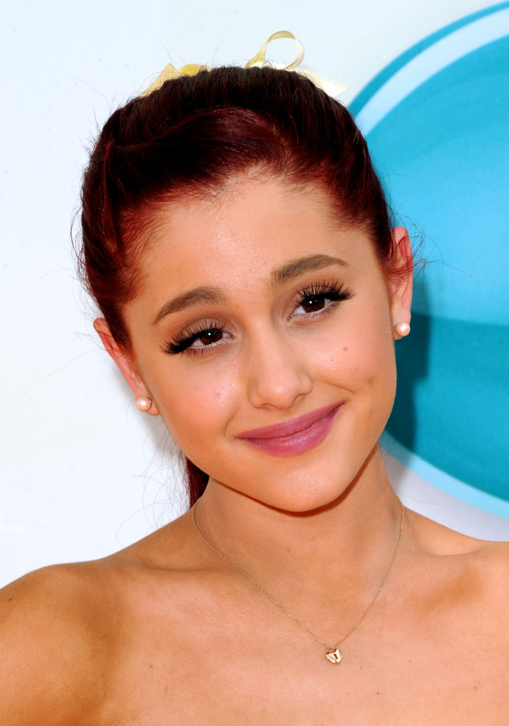 Ariana Grande picture