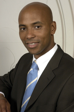 Picture of Humberto Tan