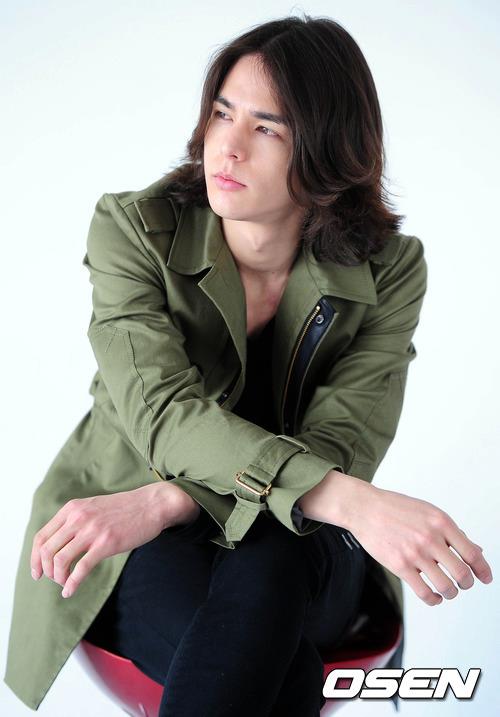 Picture of Hyun-Jae Lee