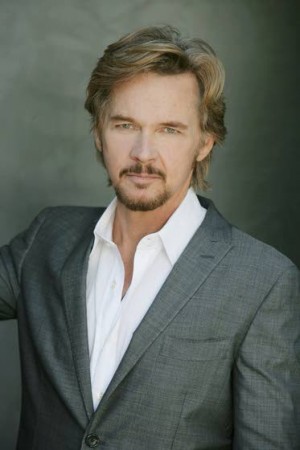 Stephen Nichols image