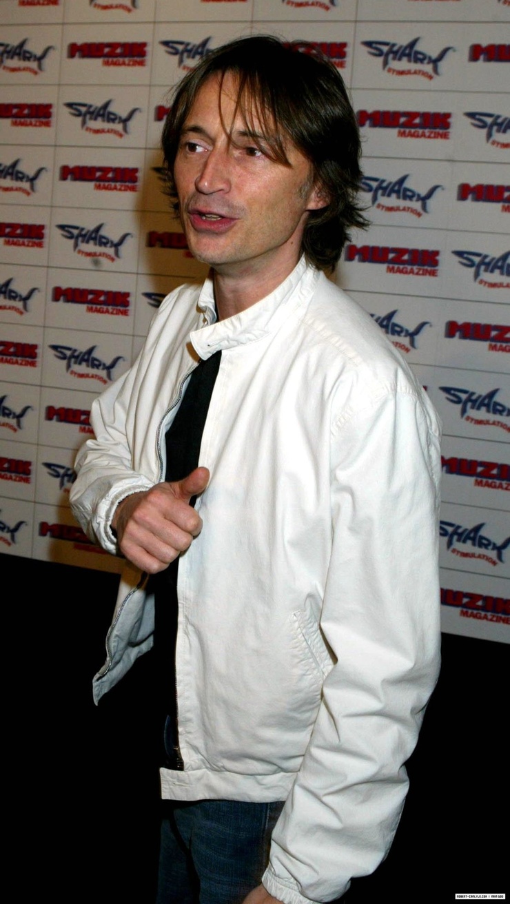 Image of Robert Carlyle