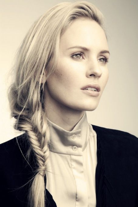 Tess Montgomery image