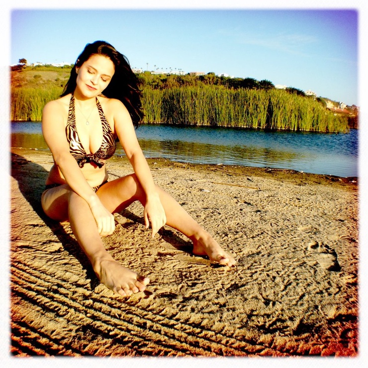 Picture of Romi Dames