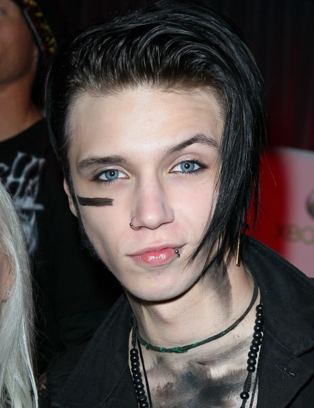 Andy Sixx image