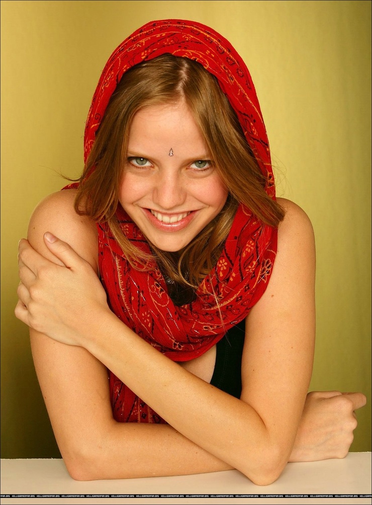 Picture of Kelli Garner