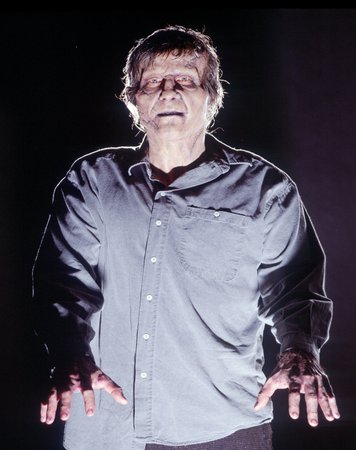 Picture of Peter Crombie