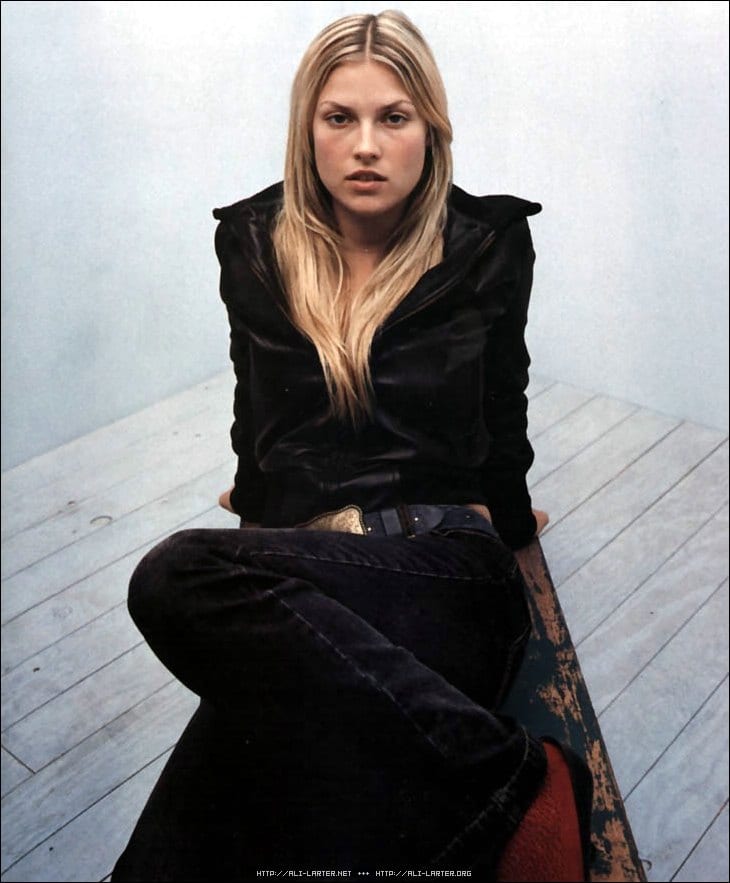 Picture of Ali Larter