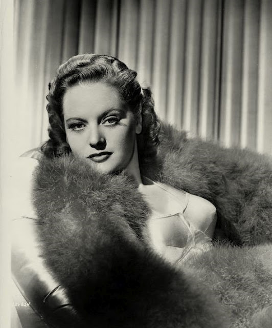 Picture of Alexis Smith