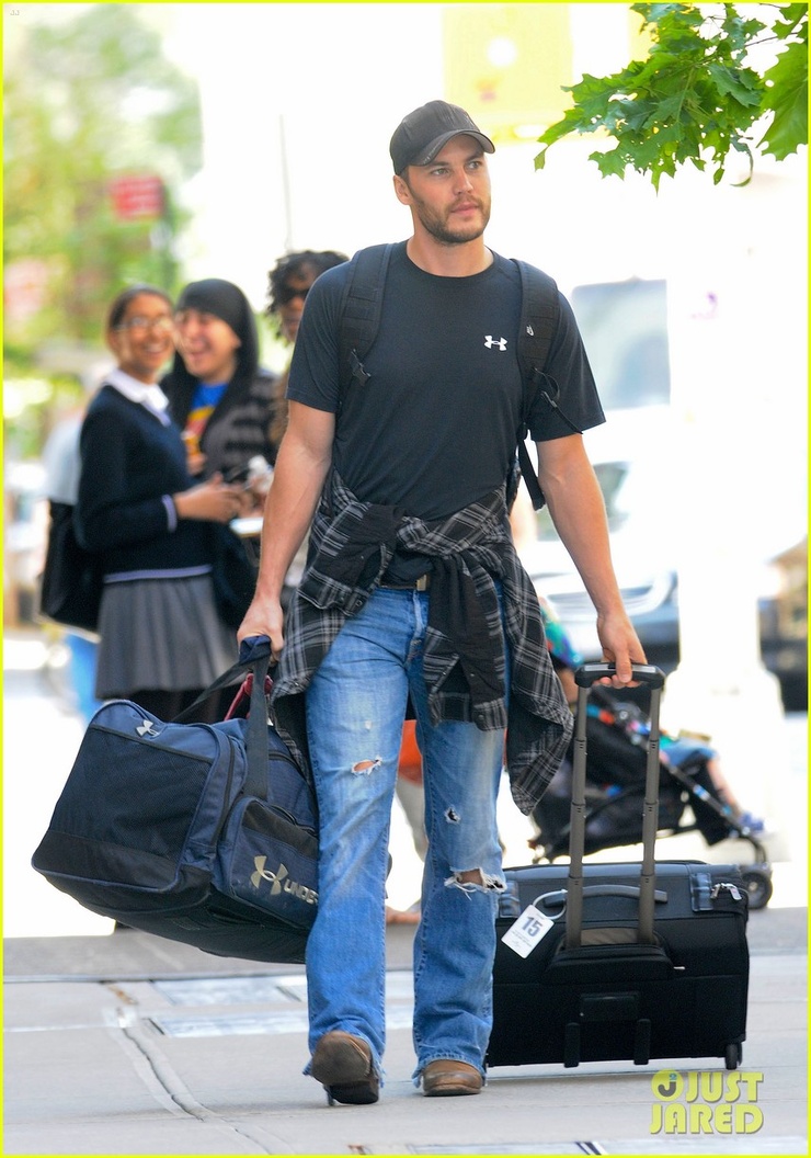 Image of Taylor Kitsch