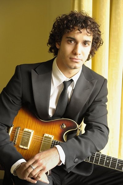 Picture of Elyes Gabel