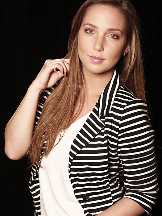 Picture of Vanessa Pose