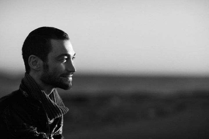 Picture of Andy Whitfield