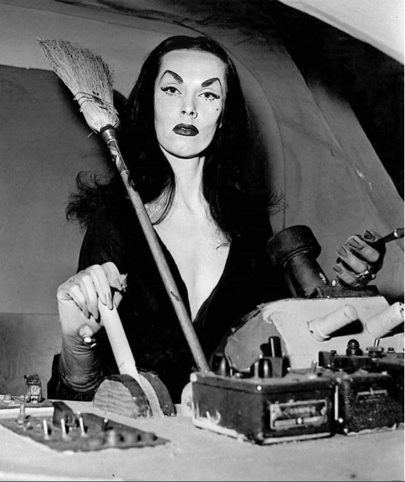 Picture of Vampira