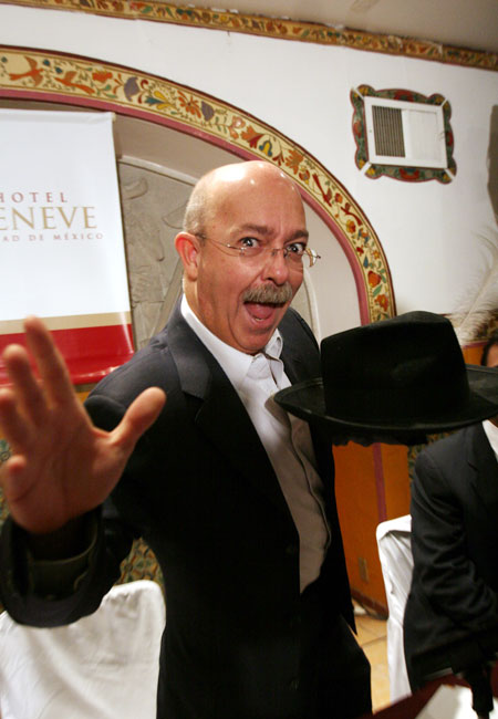 Picture of Andrés Bustamante