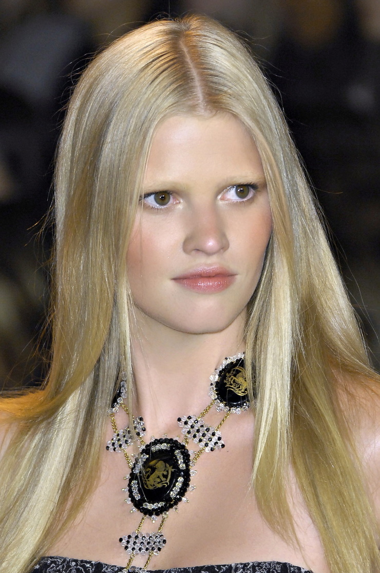 Picture of Lara Stone