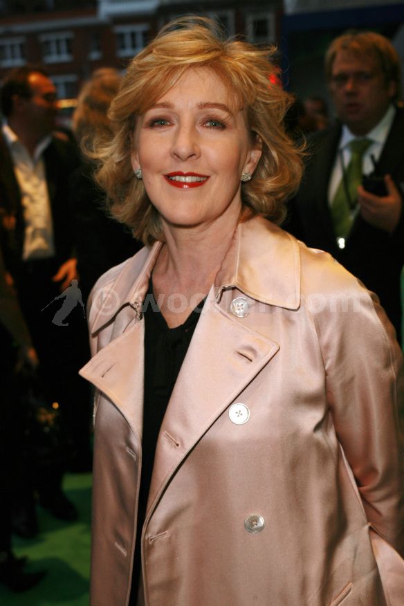 Picture of Patricia Hodge