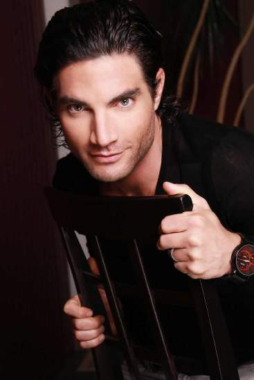 Picture of Víctor González