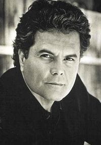 Picture of Efrain Figueroa