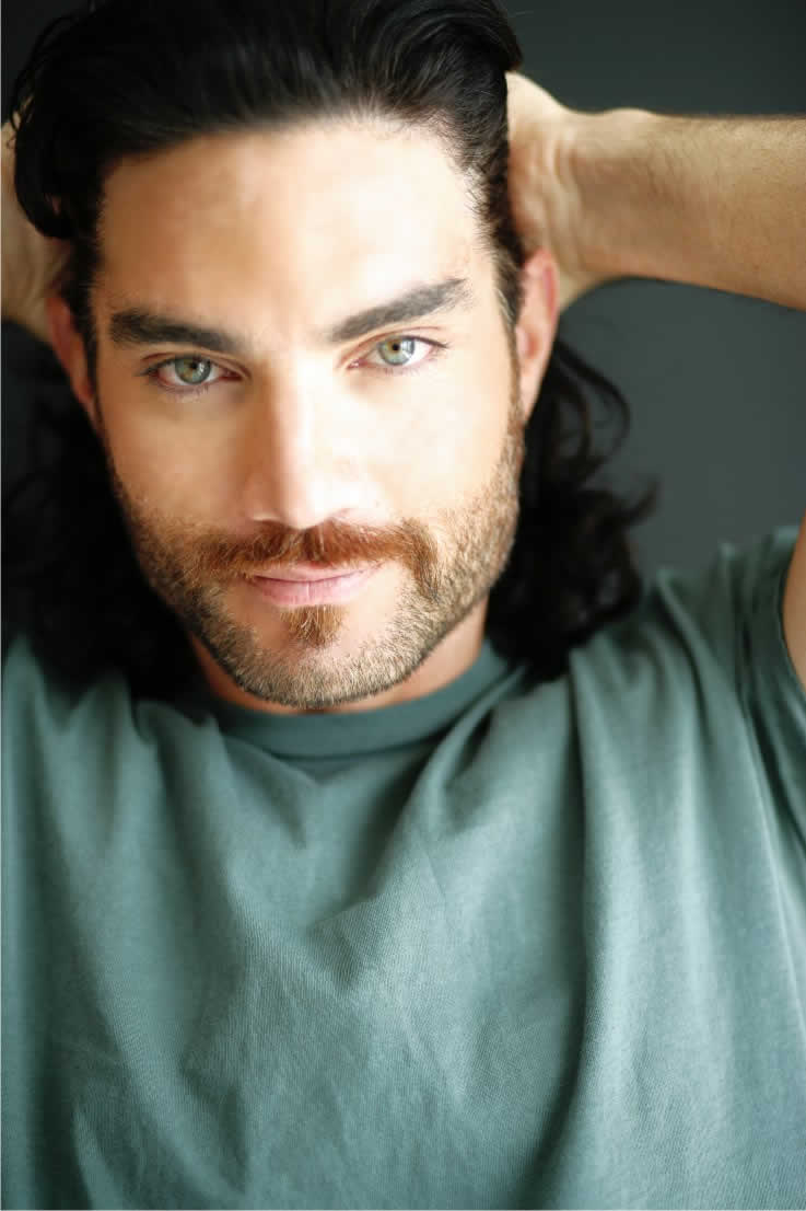 Víctor González image