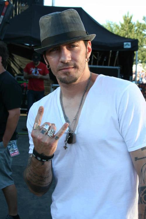 Picture of Adam Gontier