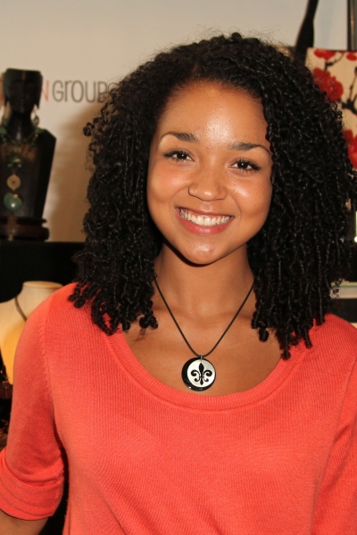 Aisha Dee picture