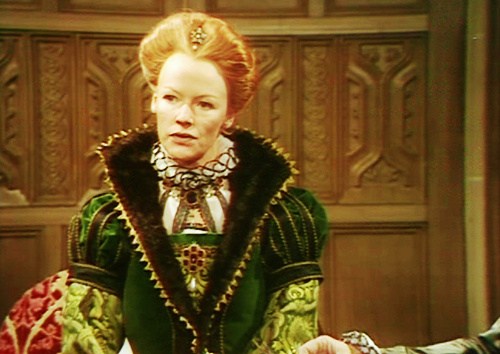 Picture of Elizabeth R