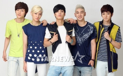 Picture of NU'EST