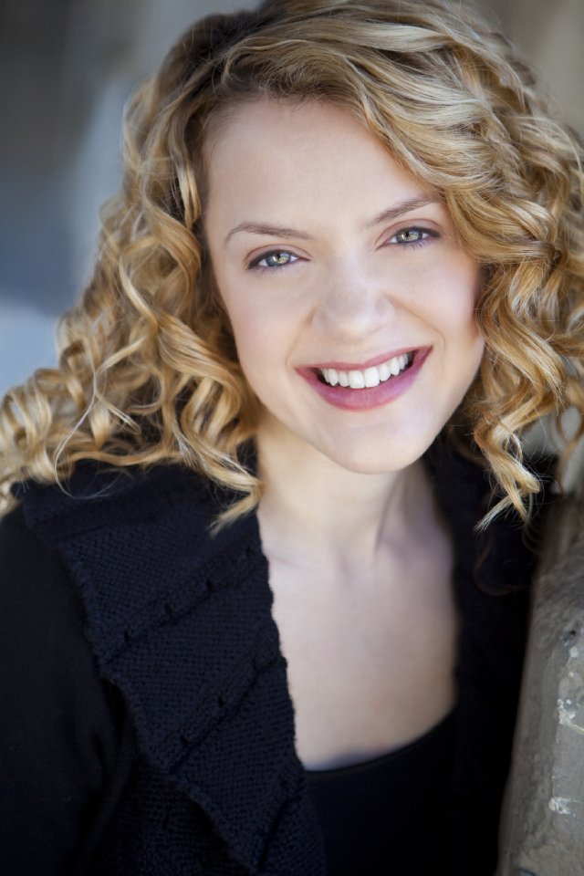 Picture of Tracy Mulholland