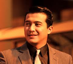 Picture of Aaron Aziz
