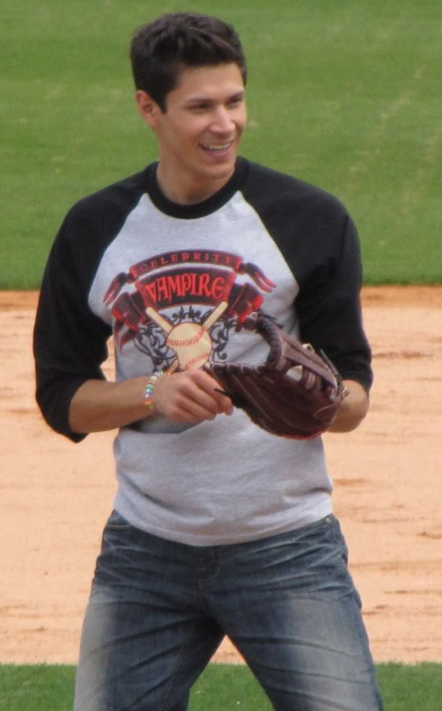 Picture of Alex Meraz