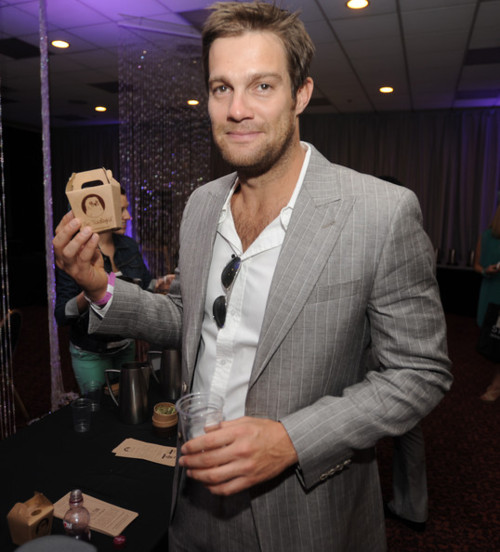 Picture of Geoff Stults
