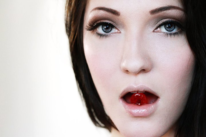 Michaeline Singer image