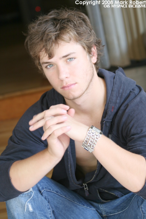 Picture of Jeremy Sumpter