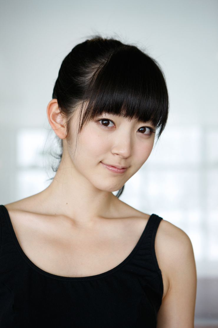 Airi Suzuki picture