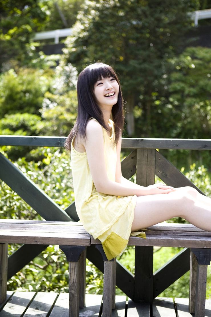 Picture of Airi Suzuki