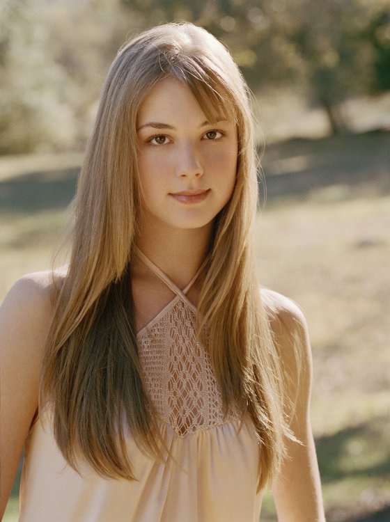 Picture of Emily VanCamp