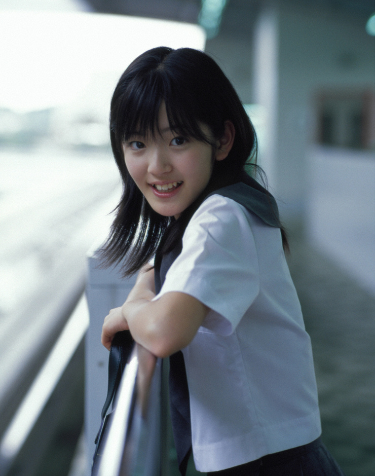 Picture of Airi Suzuki