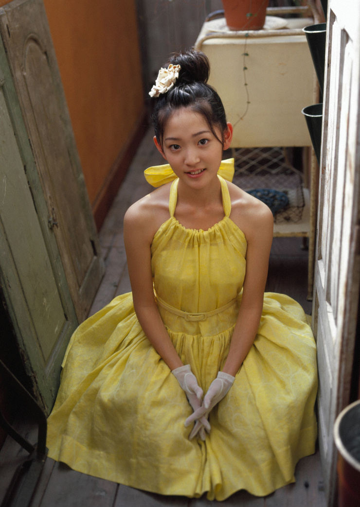 Picture of Airi Suzuki