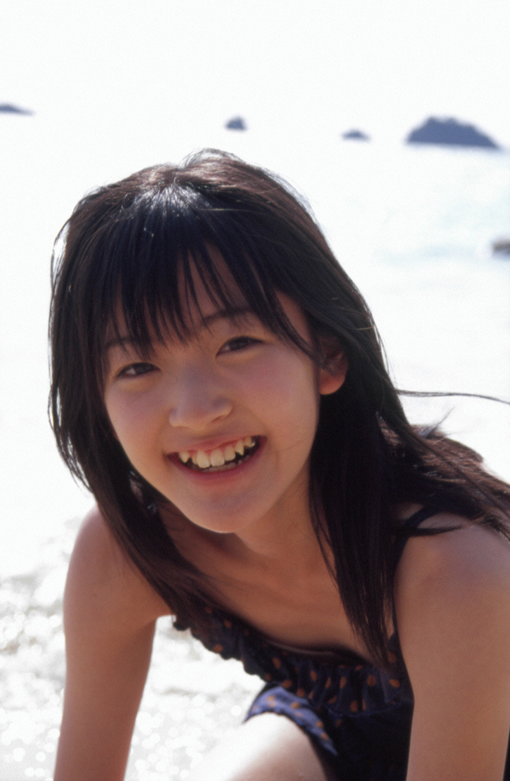 Airi Suzuki image