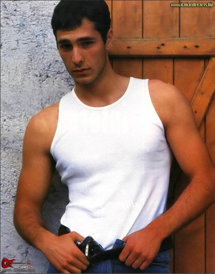 Picture of Raoul Bova