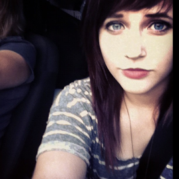 Nicole Elliott picture