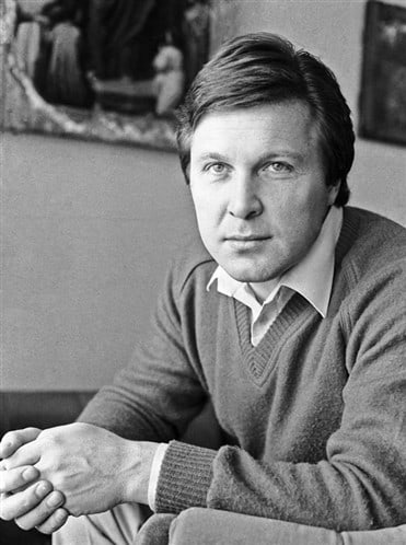 Lev Leshchenko picture