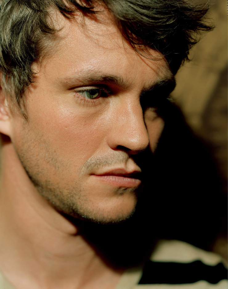 Picture of Hugh Dancy