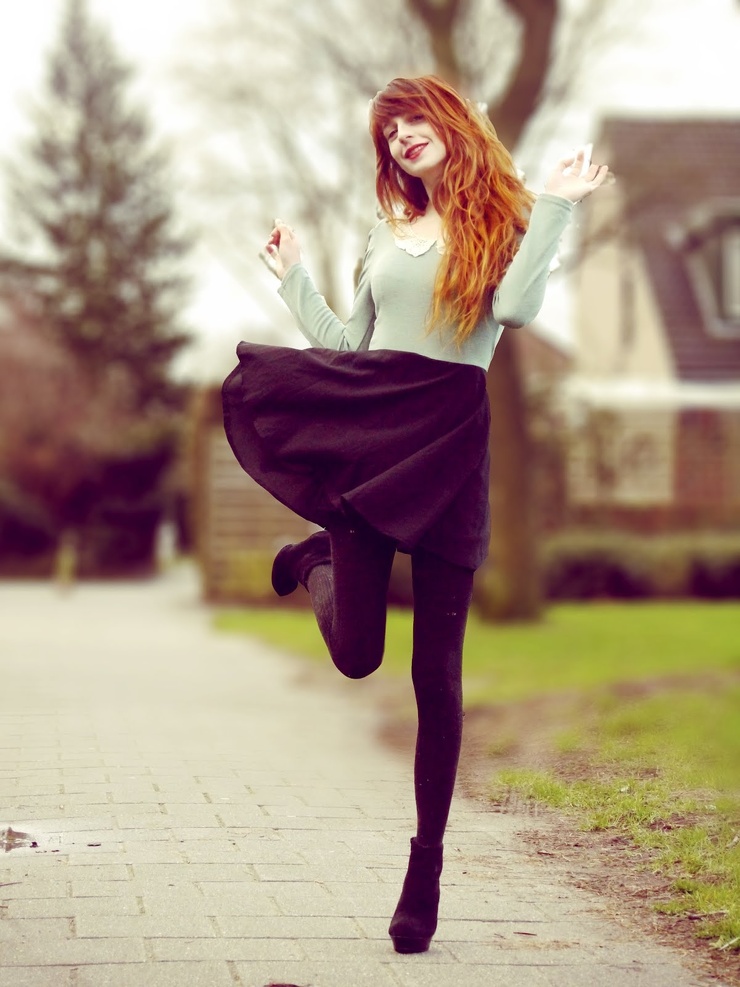 Picture of Nadia Esra