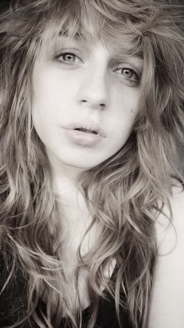 Picture of Nadia Esra