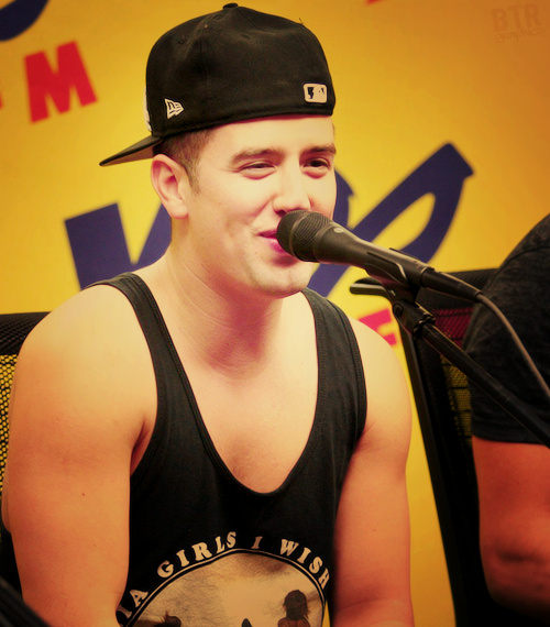 Picture of Logan Henderson